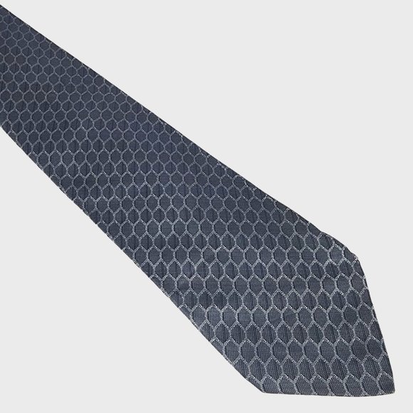 Gucci | Accessories | Gucci Charcoal Diamond Print Silk Necktie 4 ...